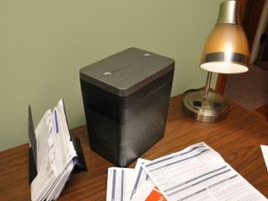Best 6 Desktop Paper Shredder Reviews In 2022 For Space Saving